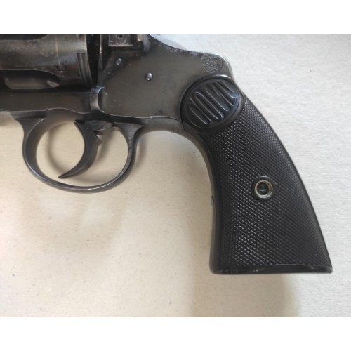 Colt-modele-1895-armurerie-nimoise
